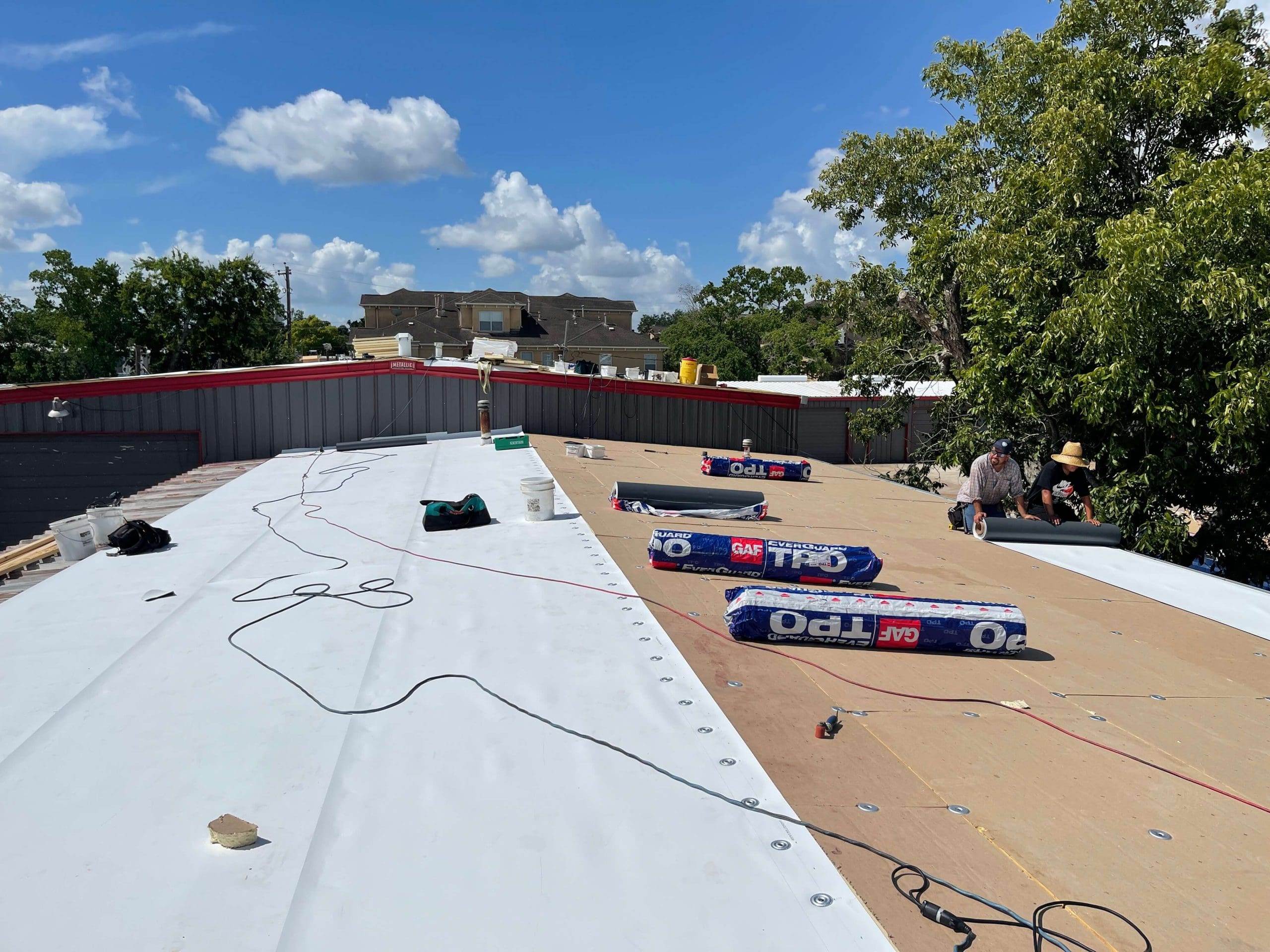 TPO Metal Retrofit Roof Installation Houston – HHH Roofing & Construction