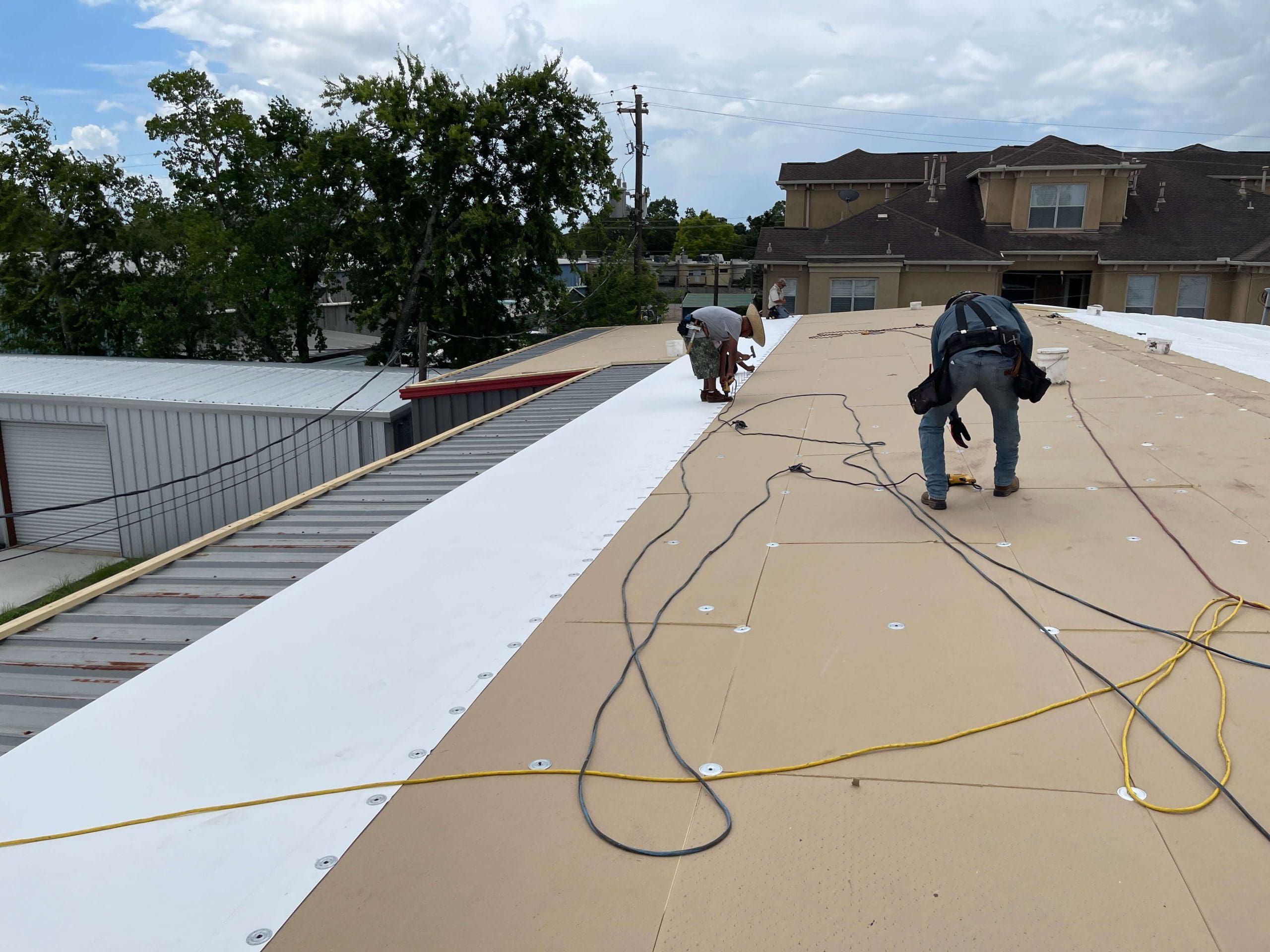 TPO Metal Retrofit Roof Installation Houston – HHH Roofing & Construction