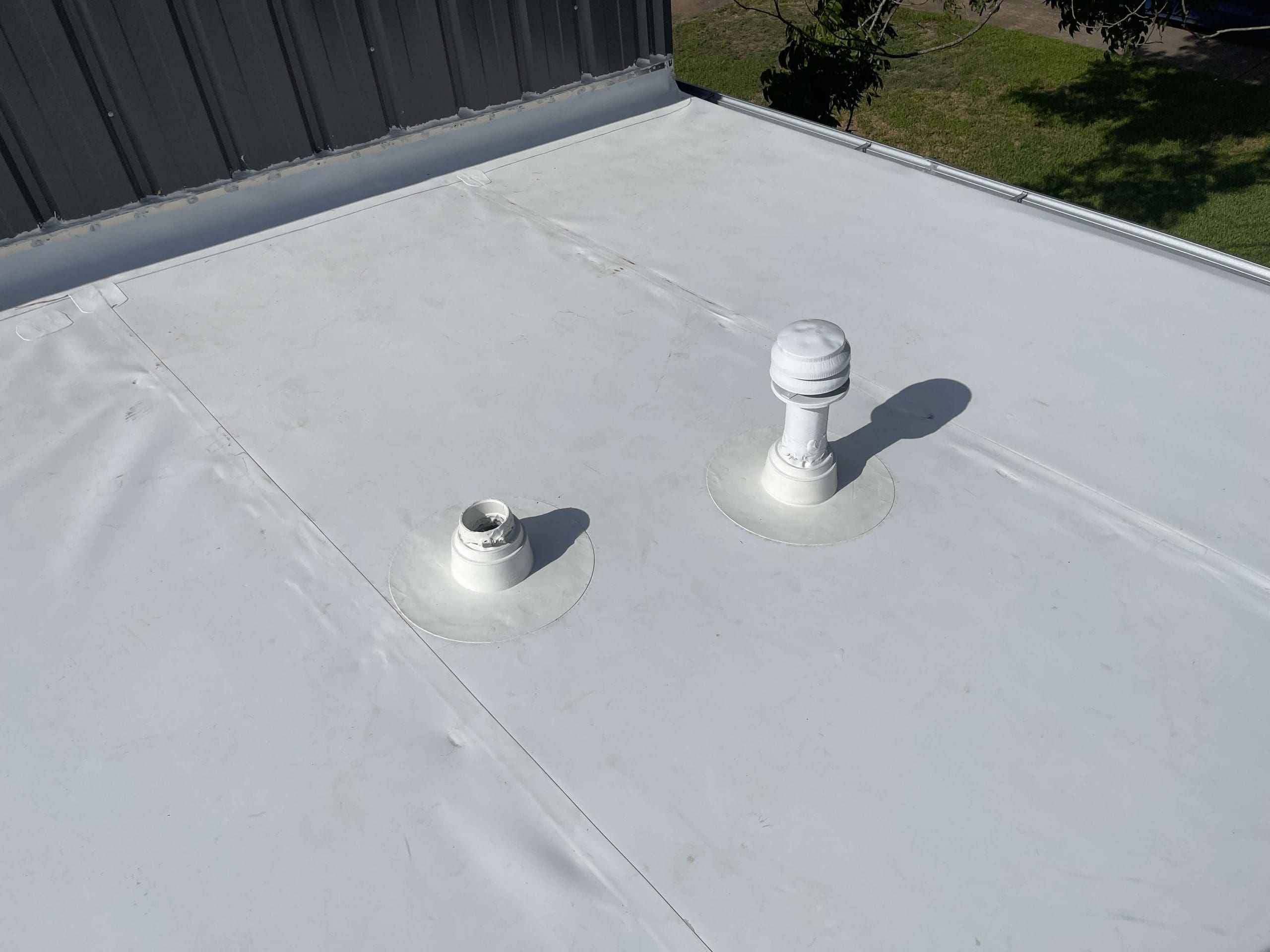 TPO Metal Retrofit Roof Installation Houston – HHH Roofing & Construction